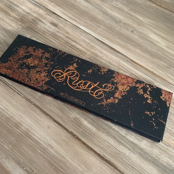 Melt Cosmetics | Makeup | New Melt Cosmetics Rust Eyeshadow Palette ...
